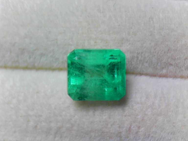 Émeraude - LFG 1,57 Carat - Colombie Emeraude - Gemmius | Achat et ...