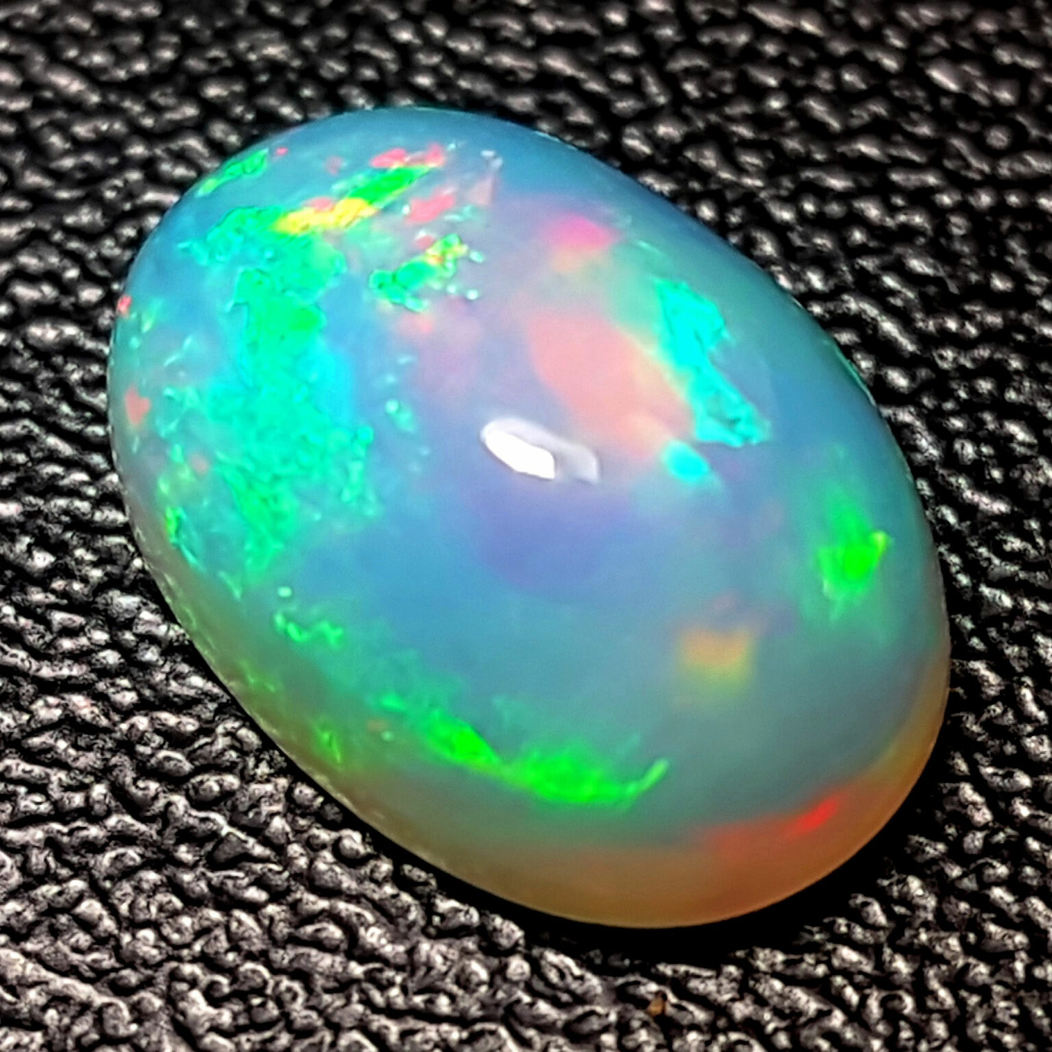 Opales Nobles | Gemmius | Achat et vente de pierres précieuses et fines